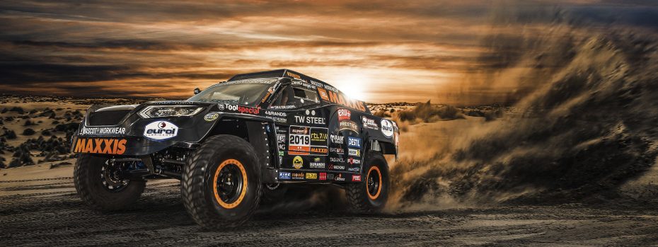 TW Steel Coronel Dakar Limited Edition - First Class Watches Blog