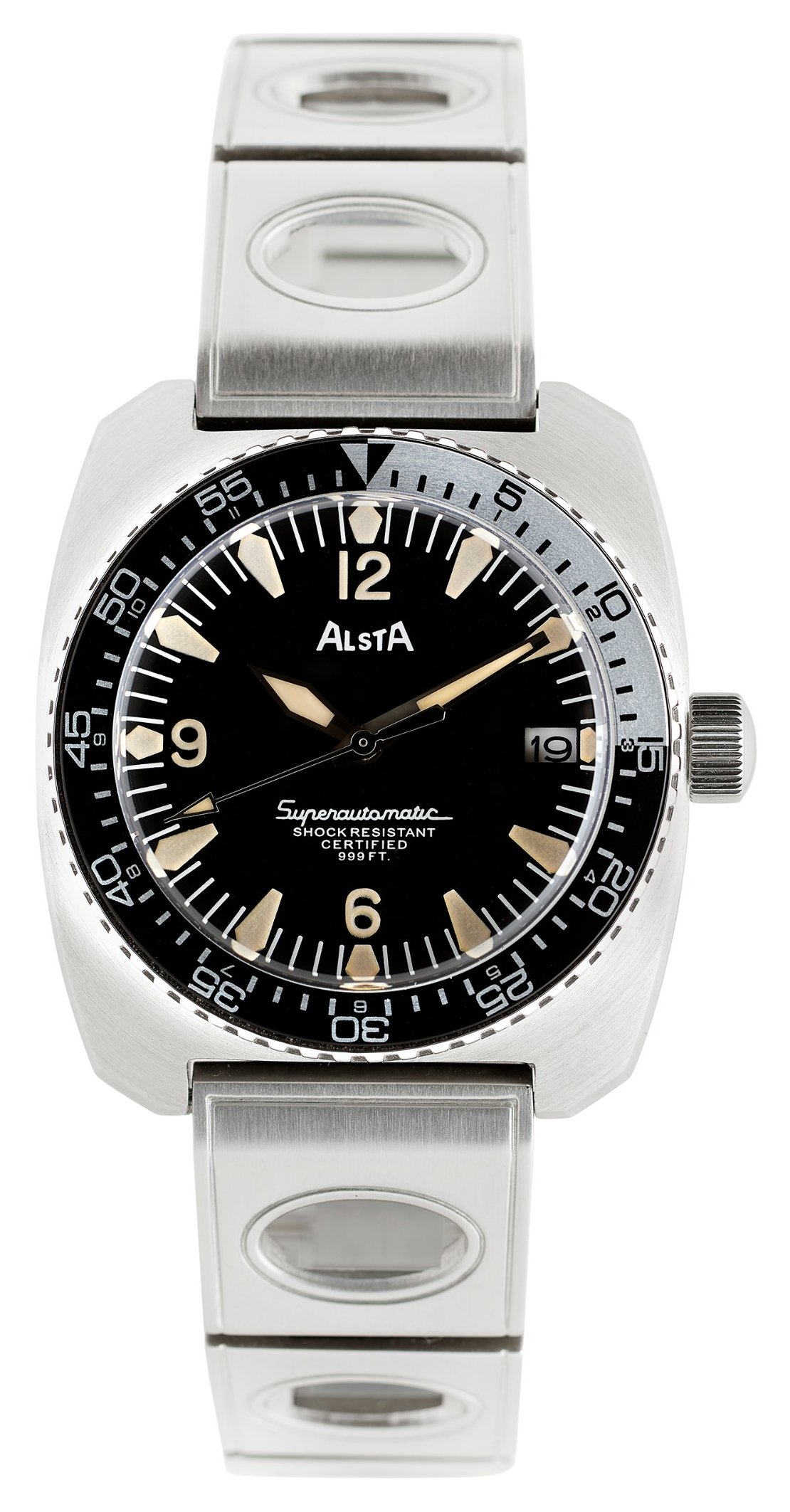 A Guide to Watch Water Resistance - First Class Watches Blog