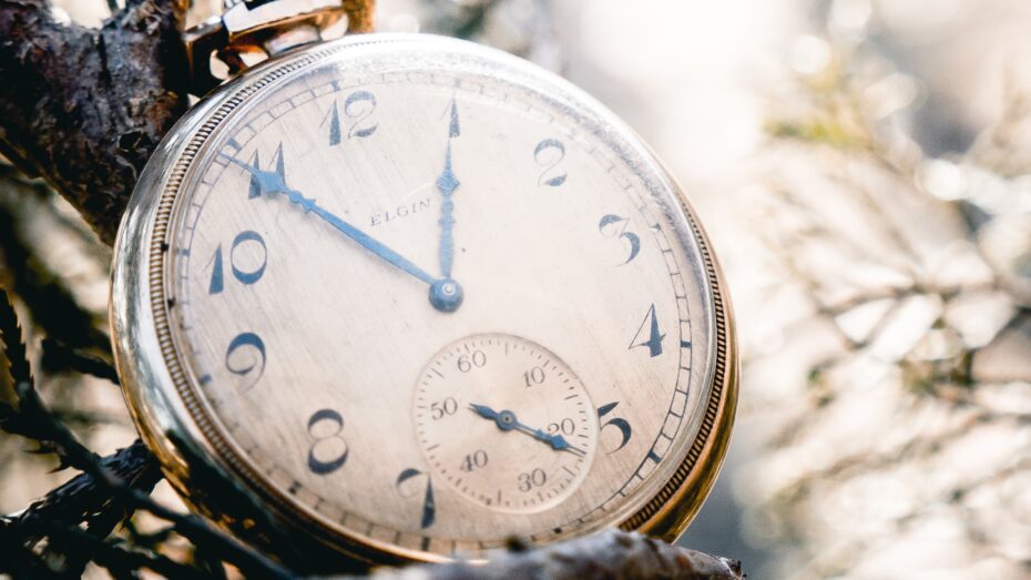 Watches 101: What is a Chronograph? - First Class Watches Blog