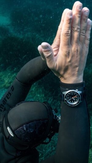 Watches 101: What is a Diver's Watch? - First Class Watches Blog