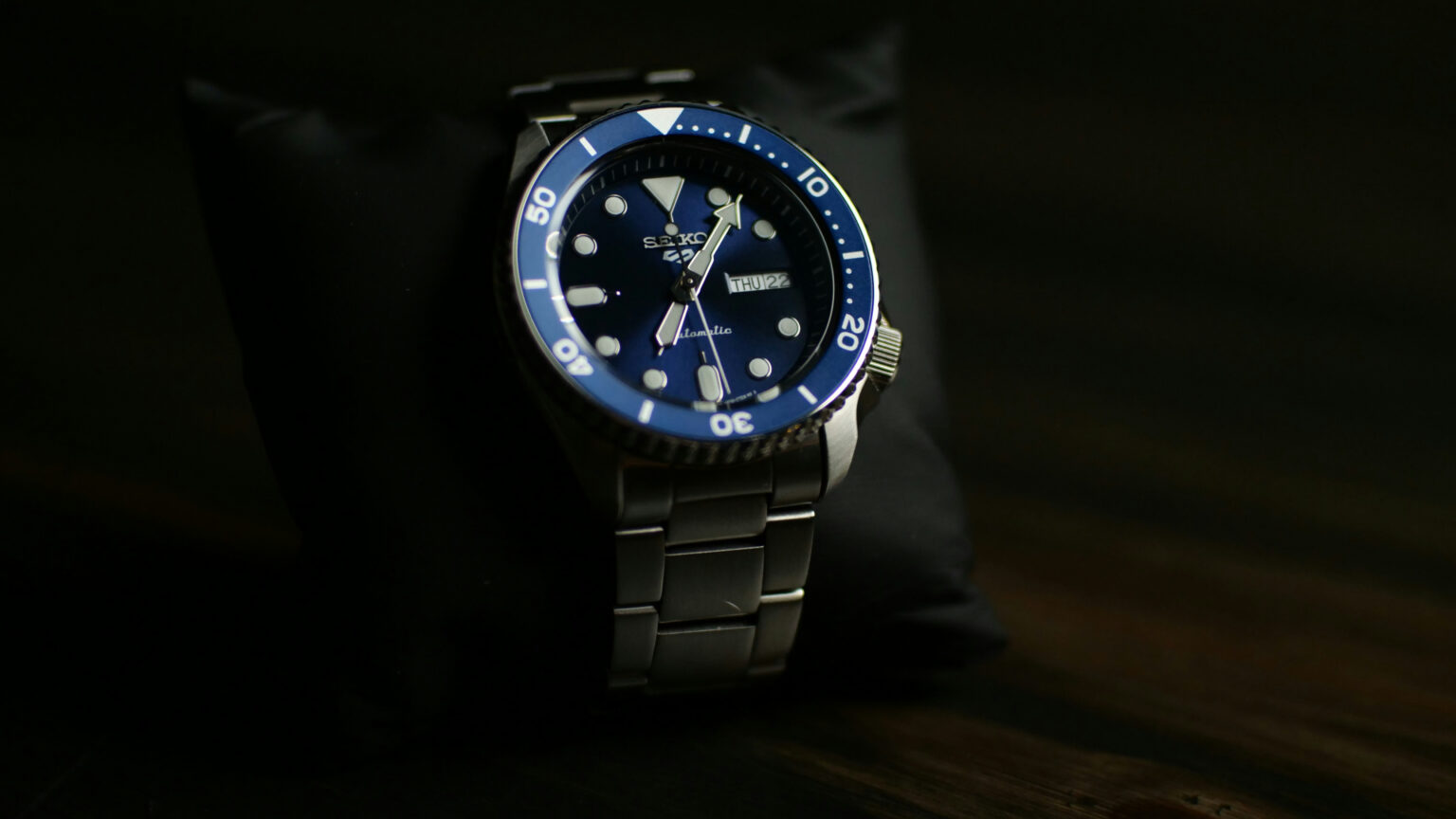 Best Mid-Range Watch Brands - First Class Watches Blog