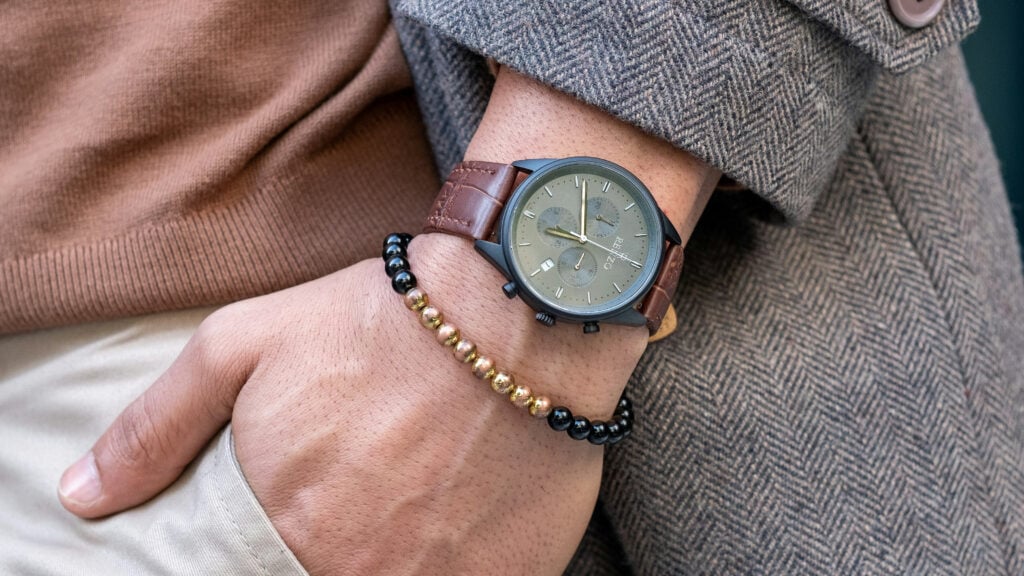 How to Match Your Watch with Any Outfit - First Class Watches Blog